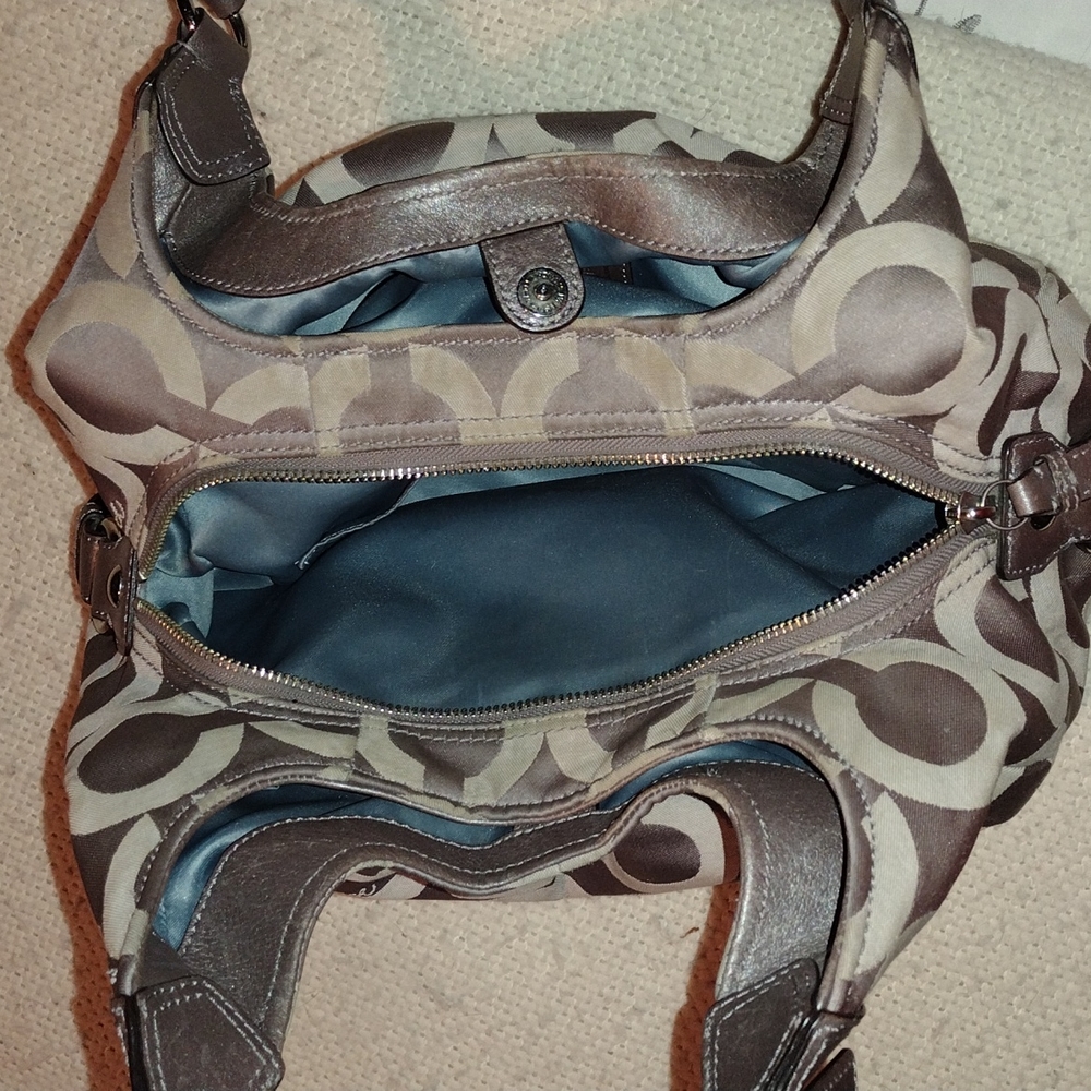 Coach Madison Op Art Maggie Shoulder Bag - Gem